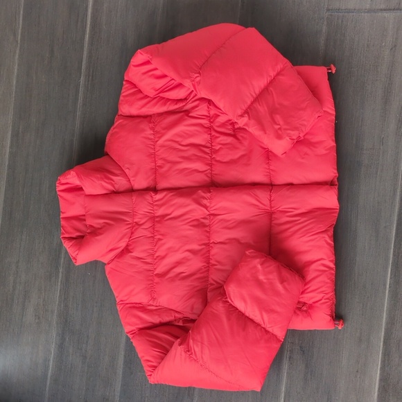 ALO Yoga | Jackets & Coats | Alo Yoga Cropped Puffer Jacket | Poshmark